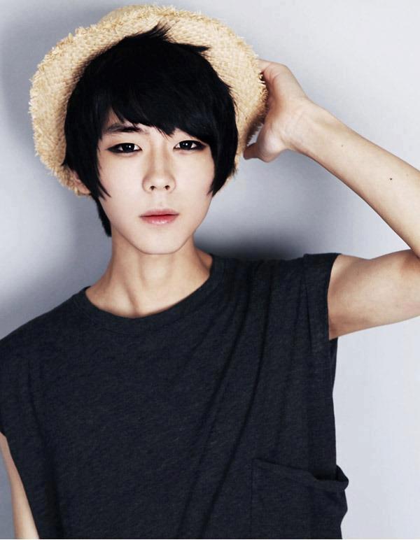 Male Ulzzang: April 2013
